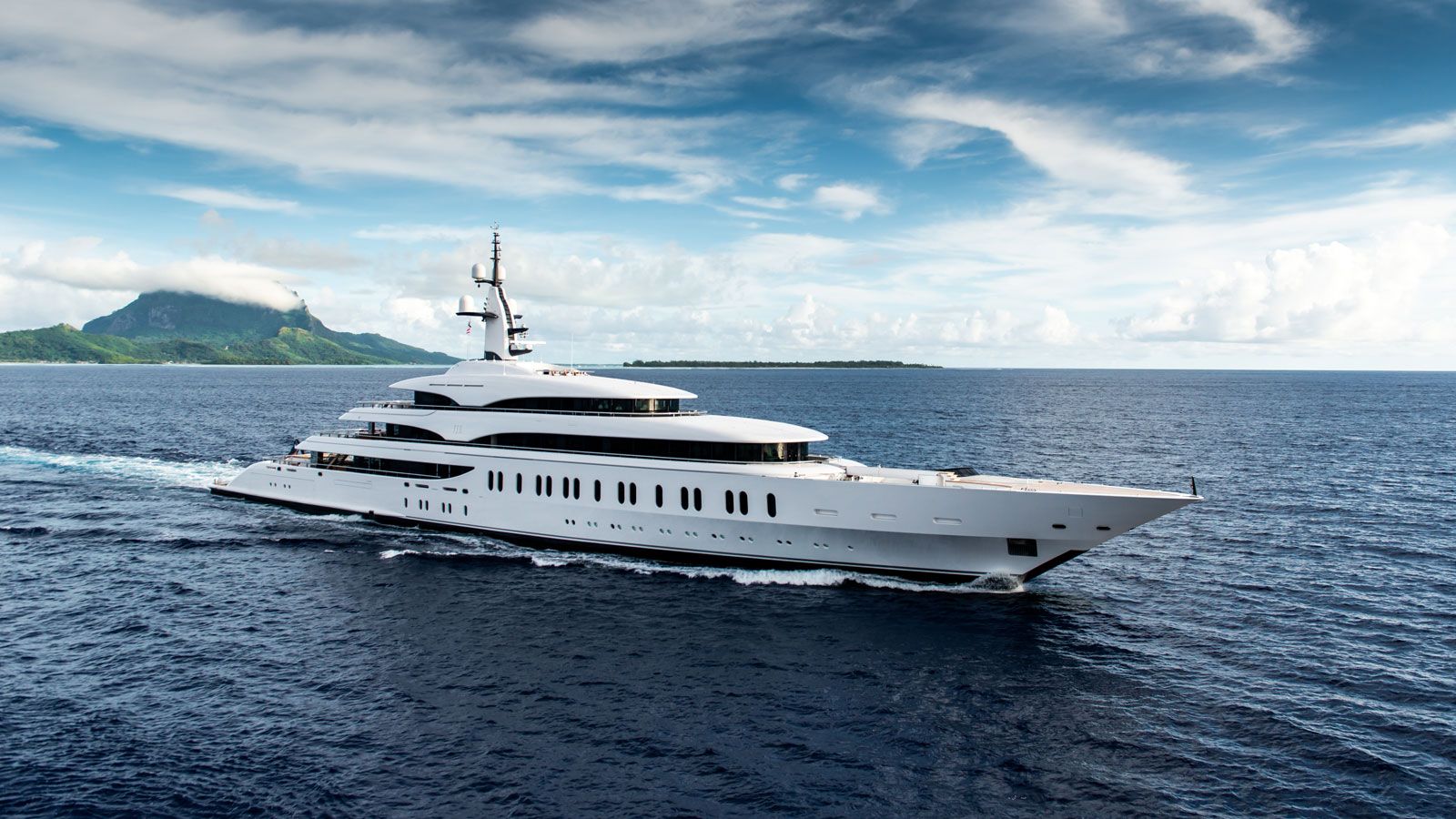 IJE: On board the 108m flagship of the Benetti fleet